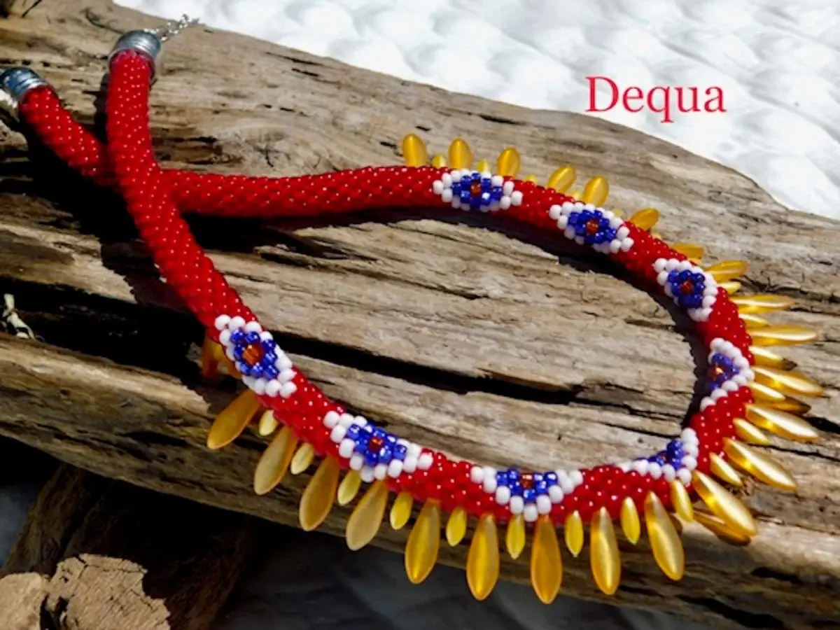 Color Me Curious Necklace - Dequa Design